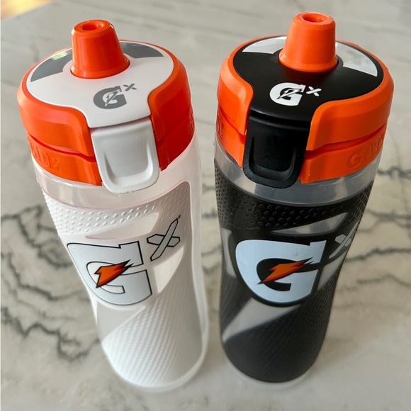 Gatorade | Dining | 2 Gatorade Gx Squeeze Bottles 3oz Black And White ...